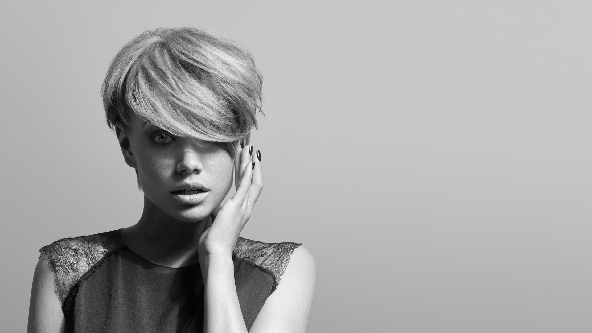 Frederic Mercier > Contact